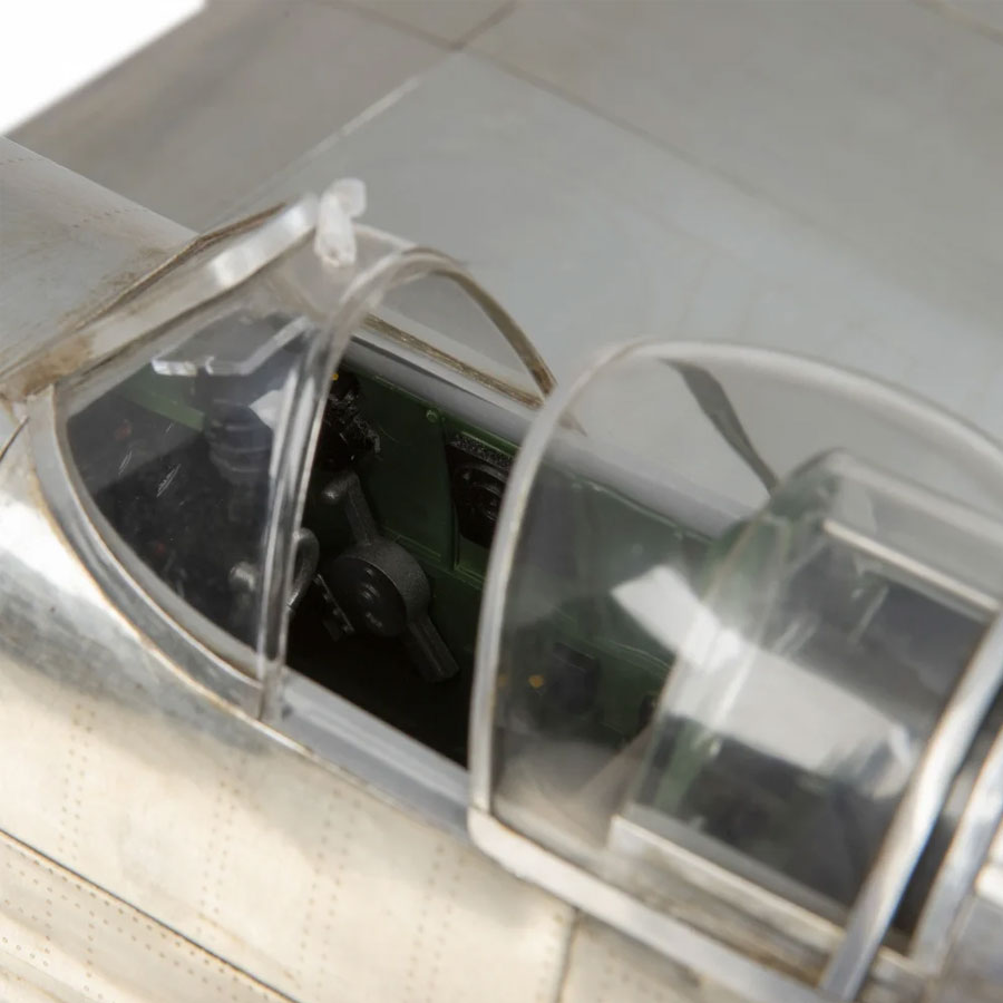 Flugzeugmodell Spitfire von Authentic Models